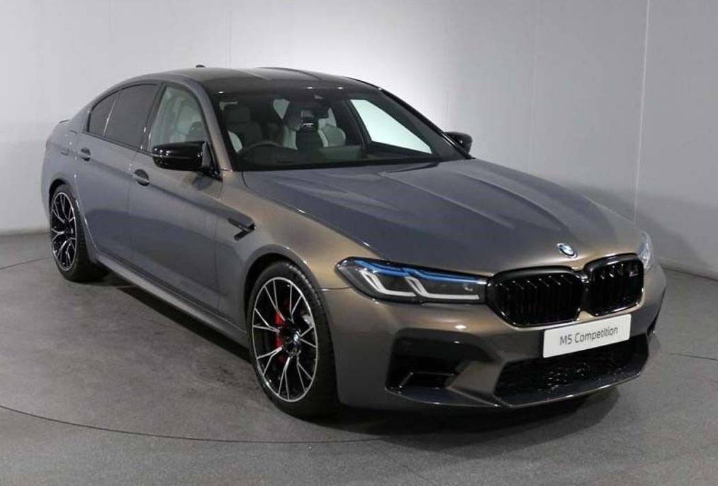 BMW M5 03/2023