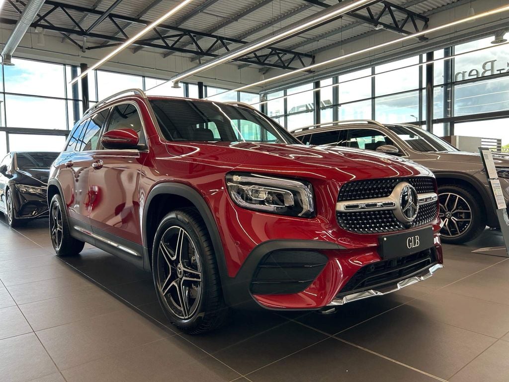 Mercedes Benz GLB 07 2023
