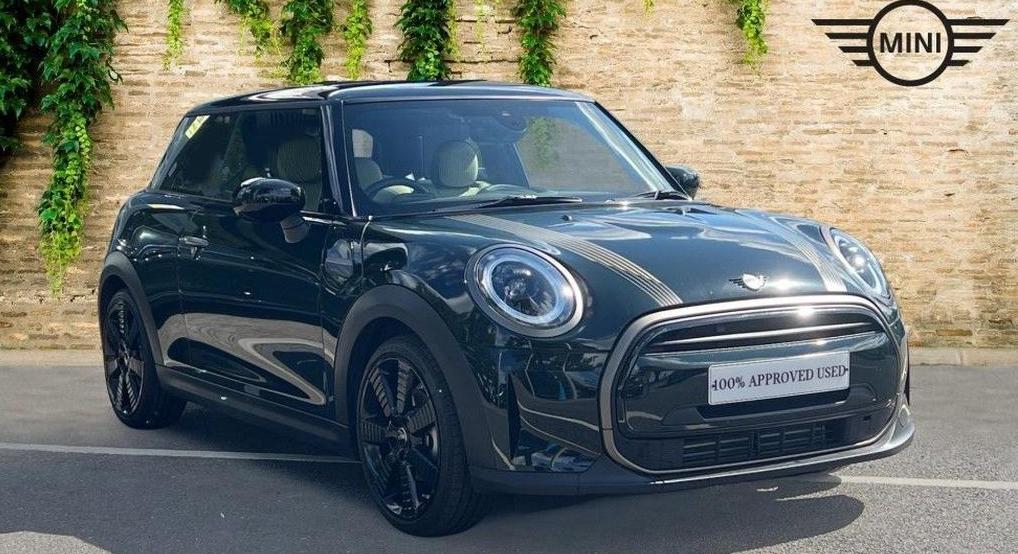 Mini Hatch 12/2022