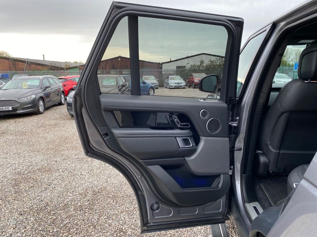 Land Rover Range Rover 09/2021