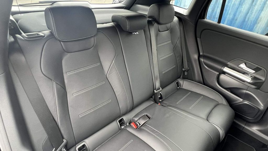 Mercedes-Benz GLA 01/2023