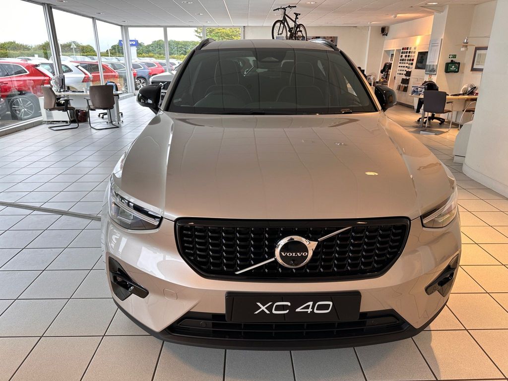 Volvo XC40 01/2023