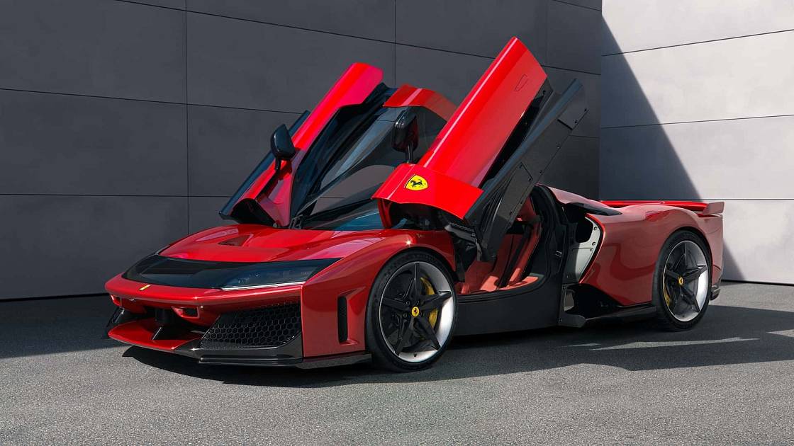 Ferrari представила гибридный суперкар F80